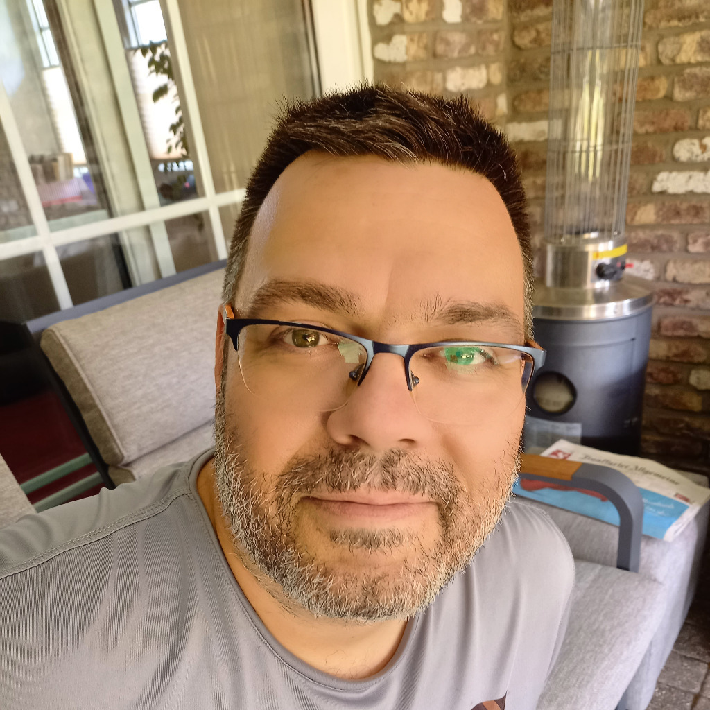 Alexander Eßer - Software-Entwickler - n/a | XING