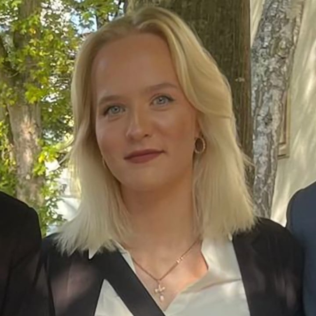 Anna Schmidt: Ausbildung und Berufserfahrung | XING