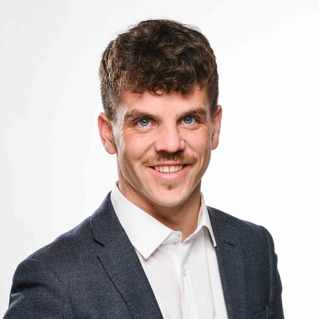 Ulrich Semsch - Geschäftsführer - ZfD Zeit fürs Dach GmbH | XING