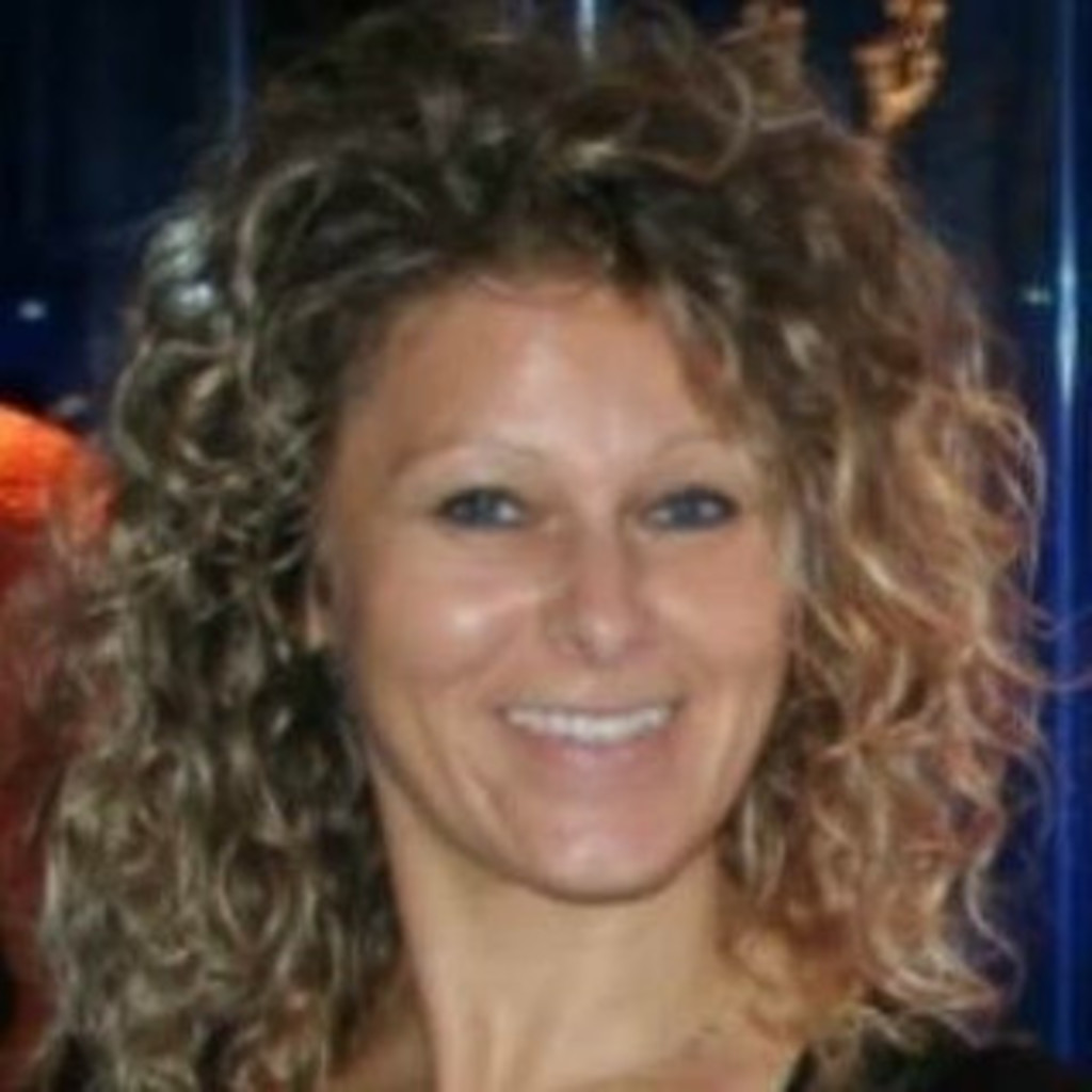 Heidi Schmid - Selbstständig - Heidis Yoga Studio | XING