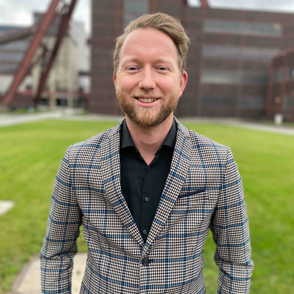 Christian Krämer - Consultant - CGM Clinical Europe GmbH | XING