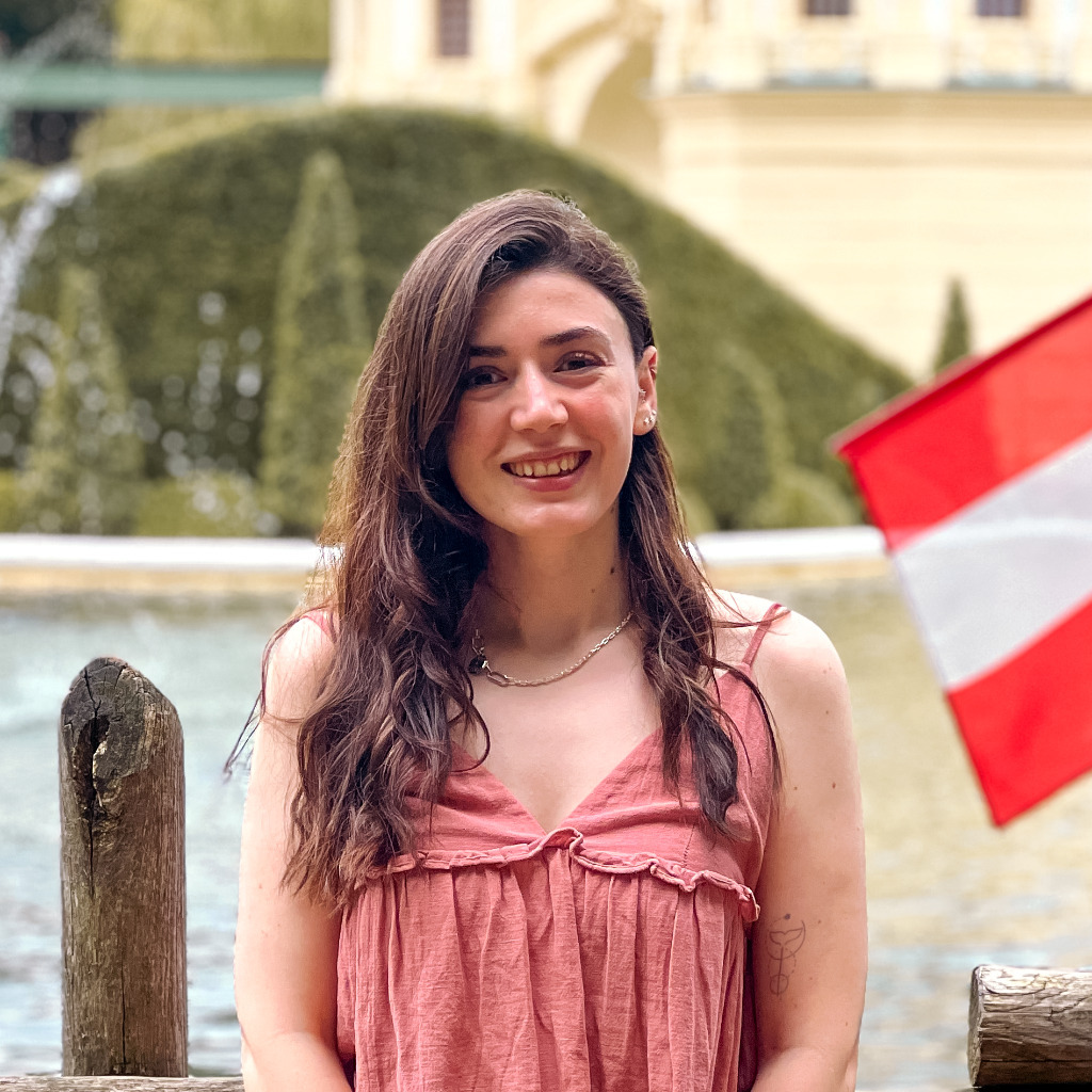 Firuza Pashazade - Senior Graphic Designer - MPAY Azerbaijan | XING