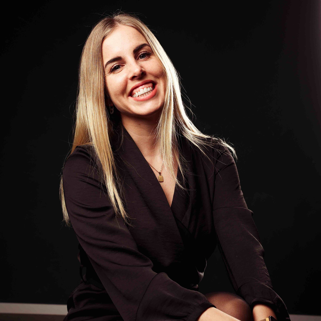 Christina Wickert - Betriebswirtschaftslehre - VWA Hochschule für ...