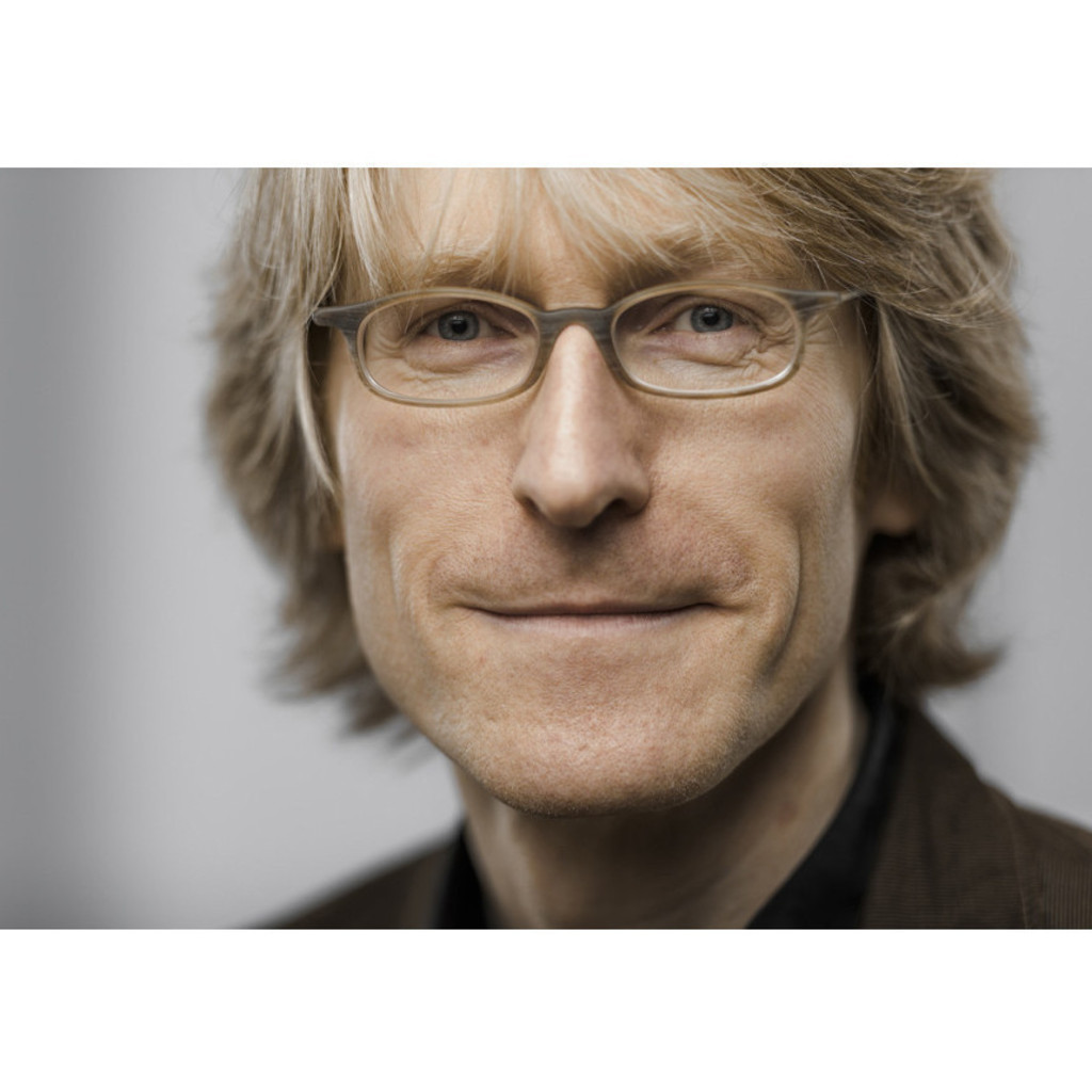 Philip Meis - Geschäftsführender Gesellschafter - Meis Design GmbH & Co ...