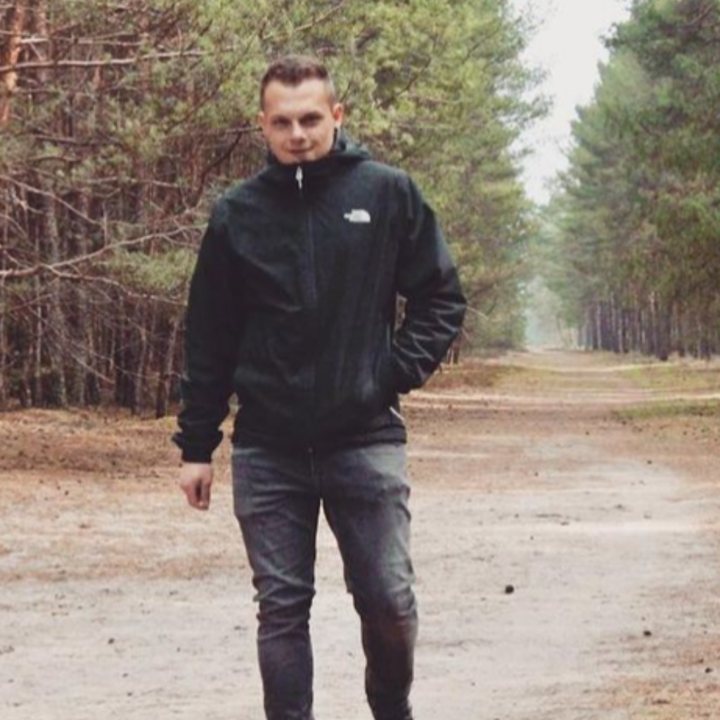 Tim Exner - Montage Regalsysteme - Selbstständiger Einzelunternehmer | XING