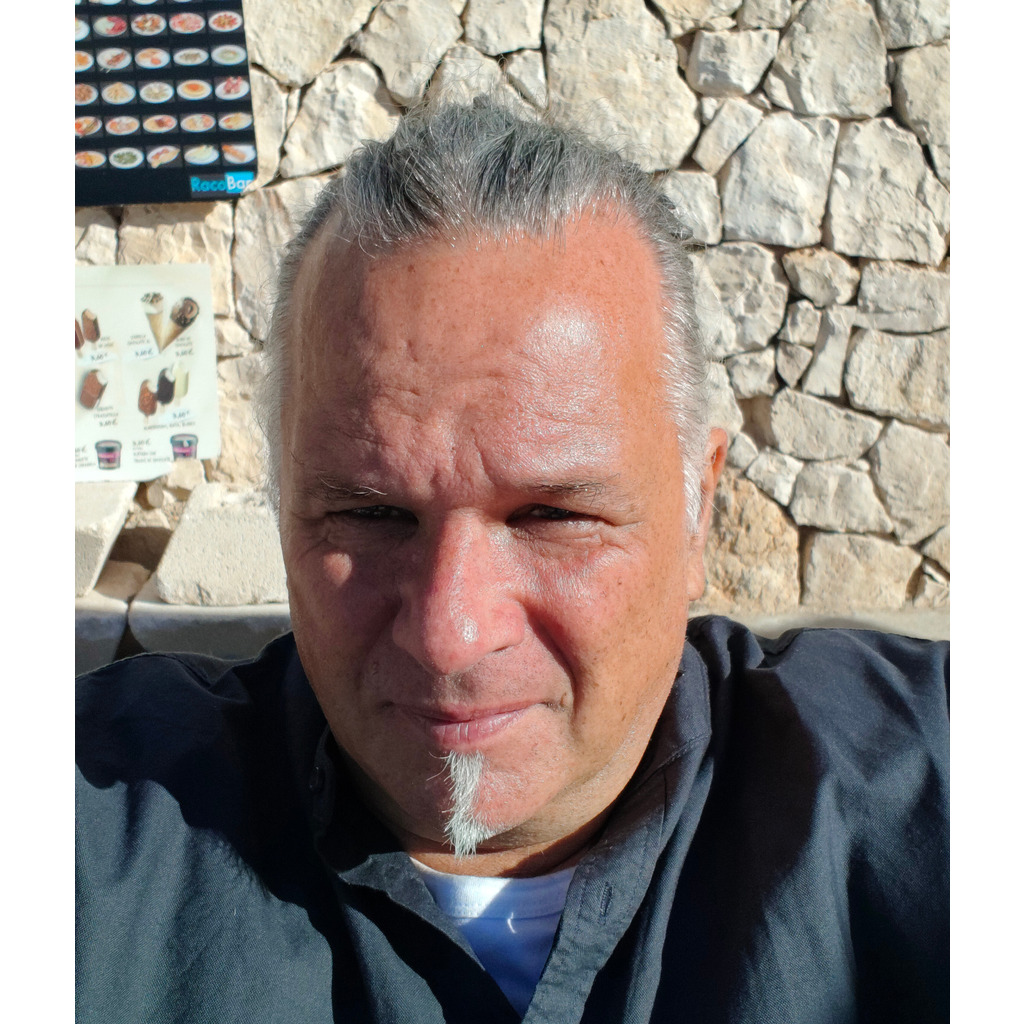 Alexander Strack - Geschäftsführer - multiservice.network | XING