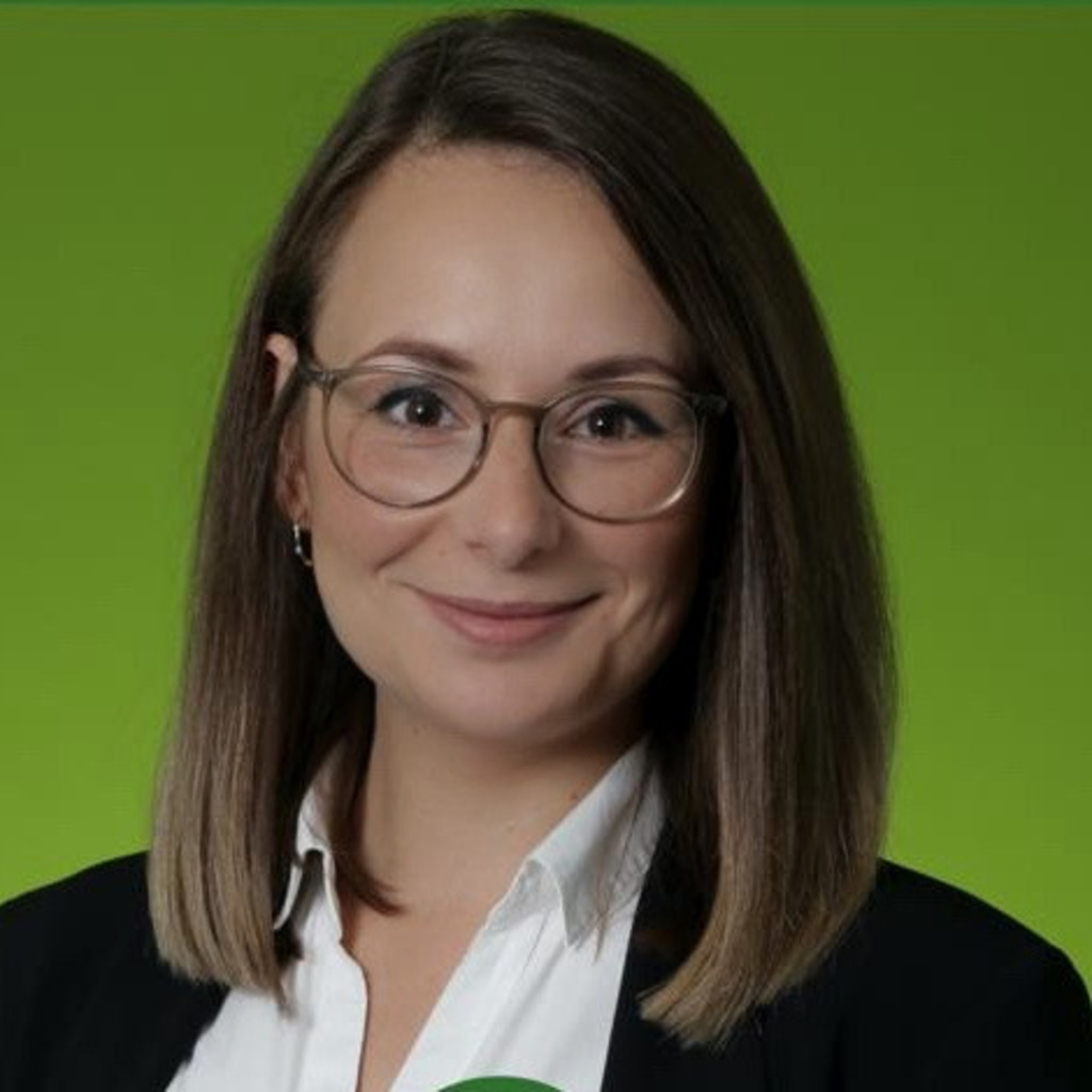 Lisa Tarin Engelbrecht - Kauffrau für Versicherungen und Finanzen - LVM ...