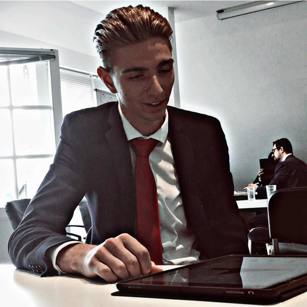 Kevin Stach - Finanzberater - Swiss Life Select Deutschland | XING