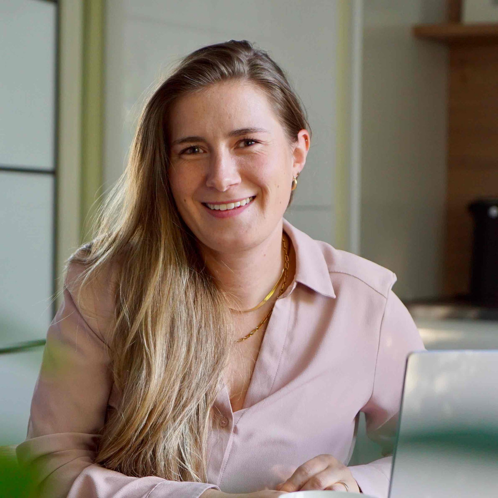 Anna Lack - Büroassistenz - NextVideo GmbH | XING