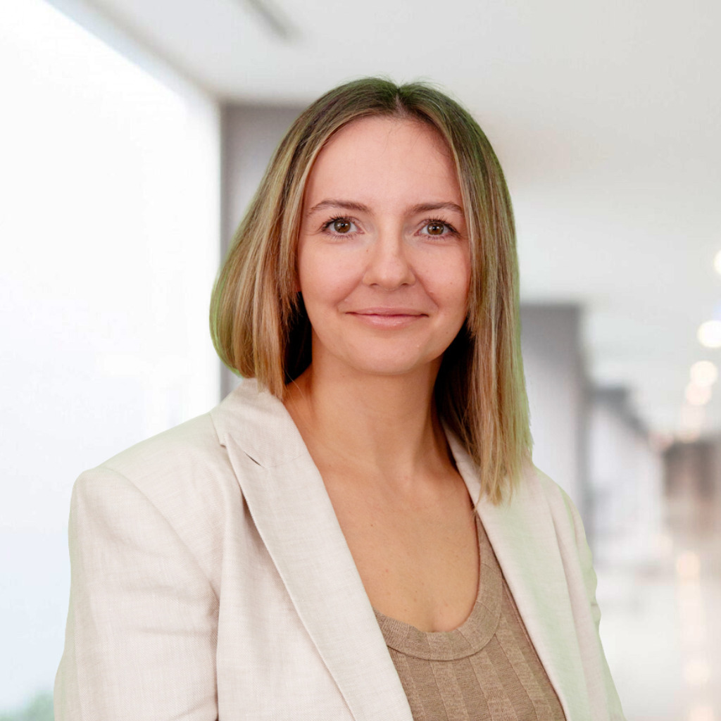 Anne Hacker - Prozessmanagement Industrielles Marketing Kinder Saison ...