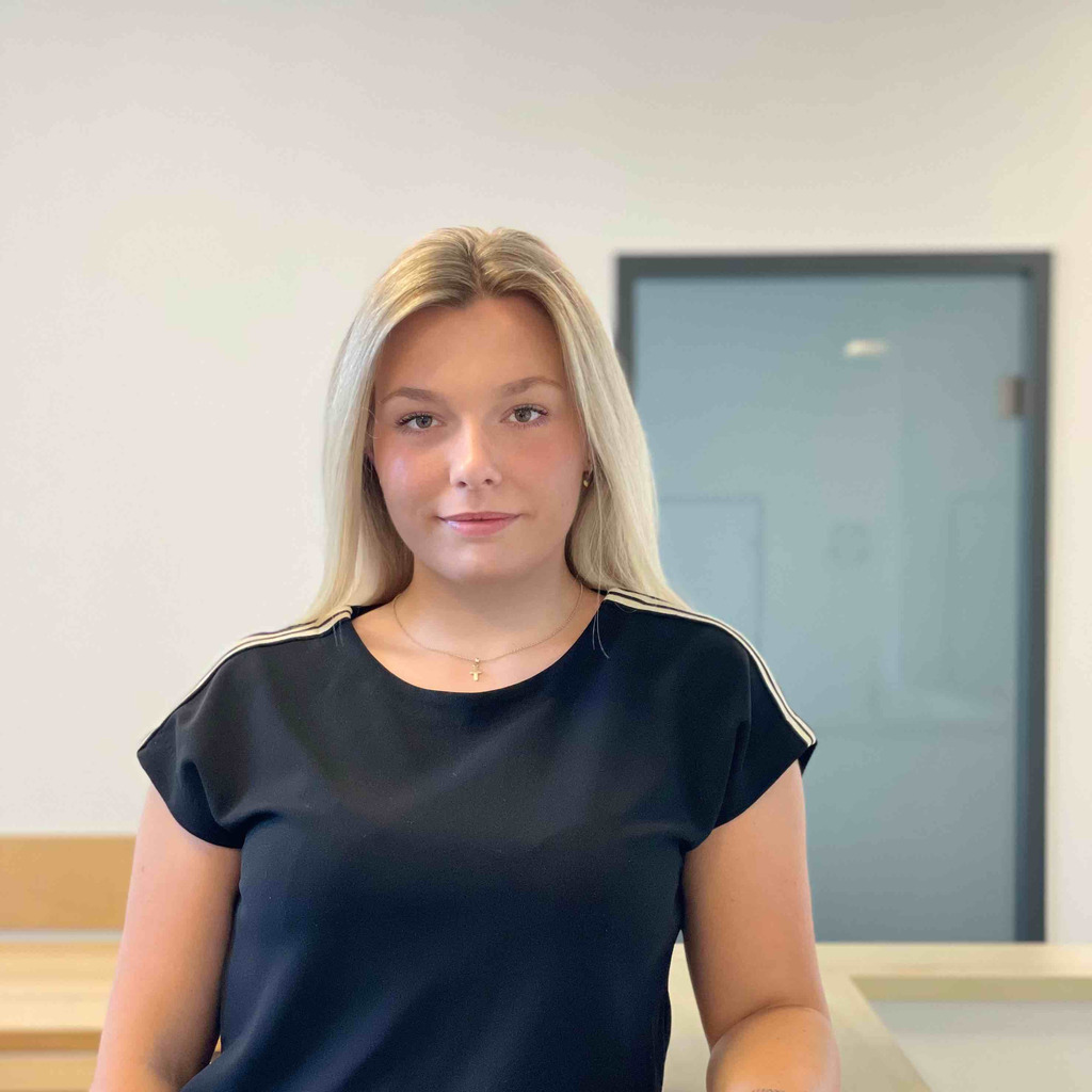 Lea Gottschalk - Steuerfachangestellte - Reuters und Partner mbB | XING