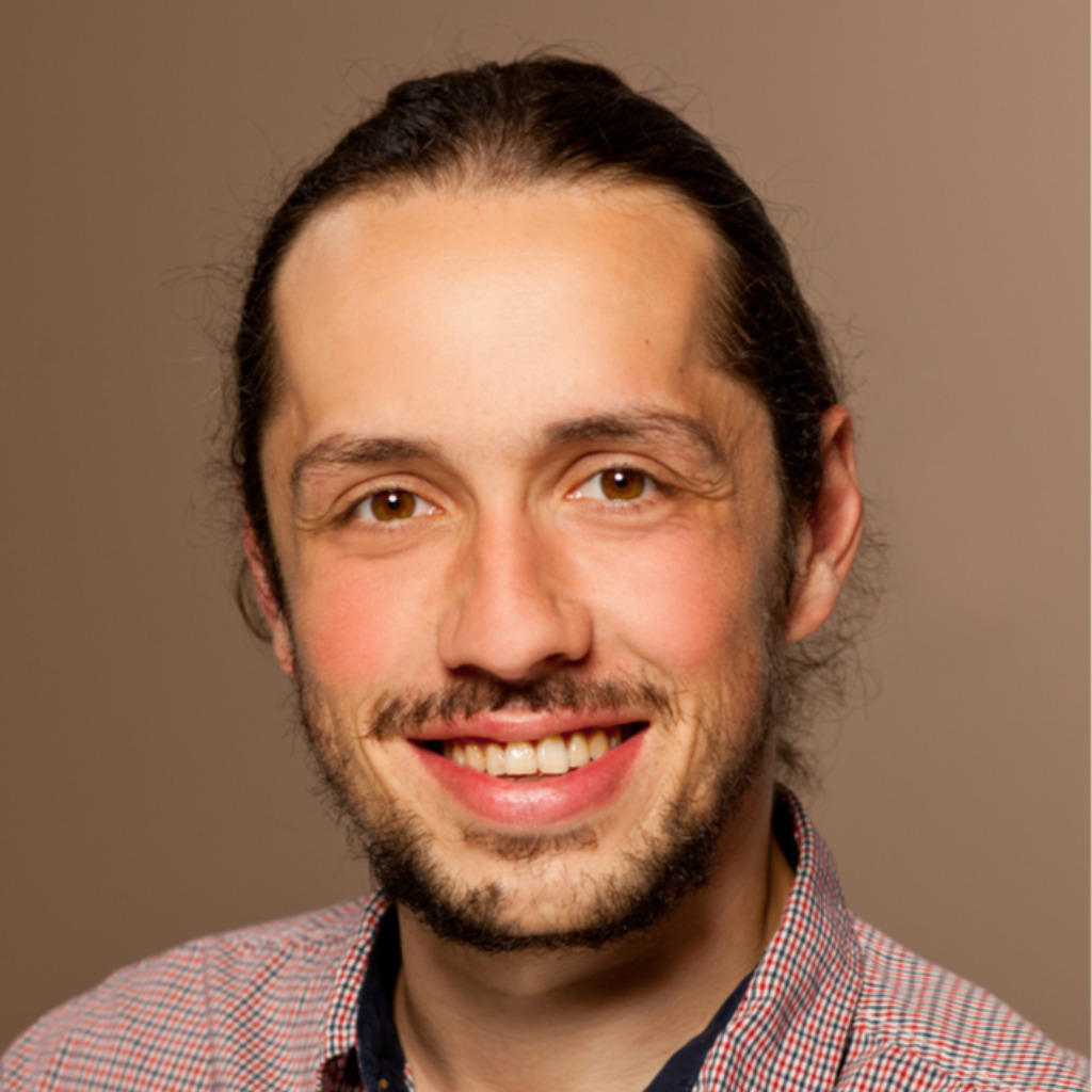 Simon Lang - Projektmanager + Dozent - Kölner Wirtschaftsfachschule - Wifa-Gruppe - GmbH | XING