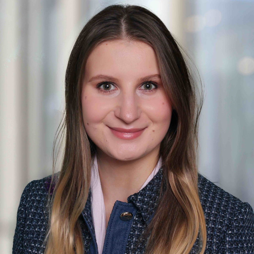 Amelie Rattenberger - Trainee Business, Operations & Finance - Texas ...