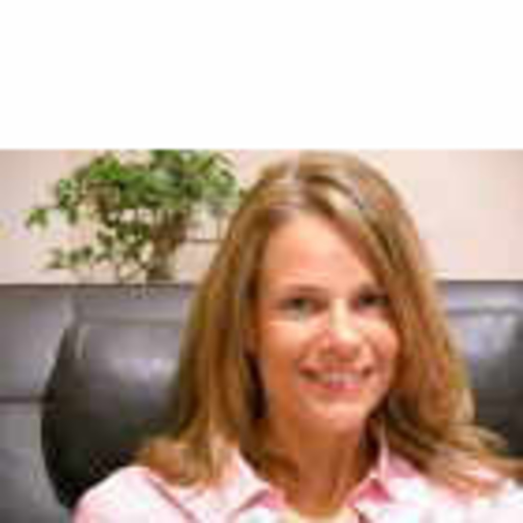 Sabine Schumann - Vice Managing Director - PAU Education | XING