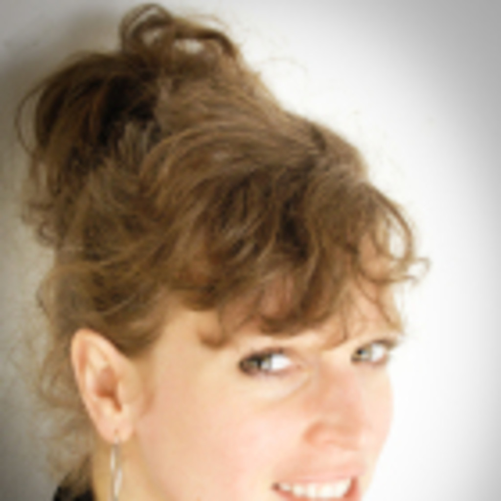 Stephanie Eichler's Instagram, Twitter & Facebook on IDCrawl