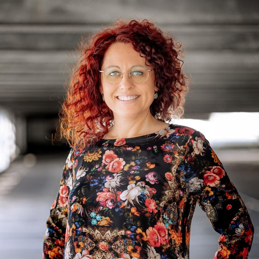 Stephanie Buck's Instagram, Twitter & Facebook on IDCrawl