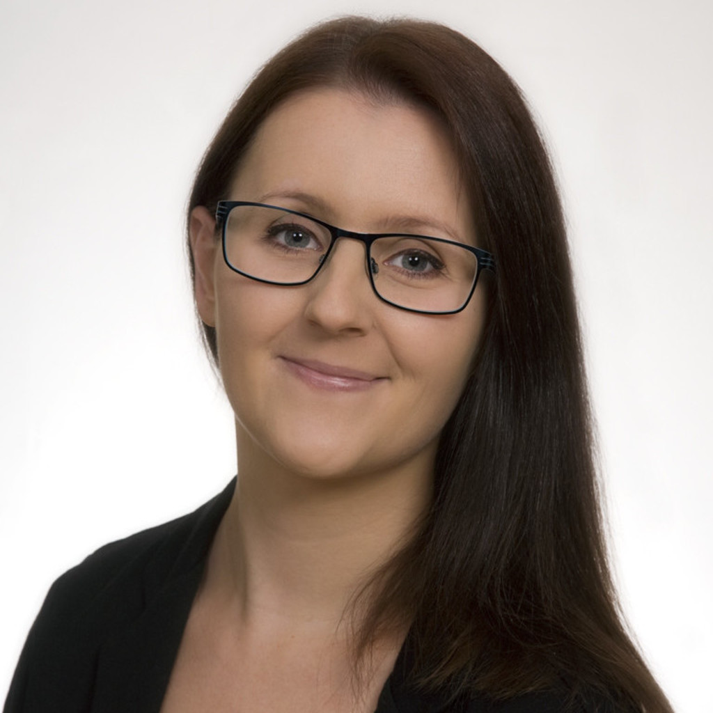 Katja Schmidt - Spezialist Projekteinkauf Bordnetzsysteme - Kromberg ...