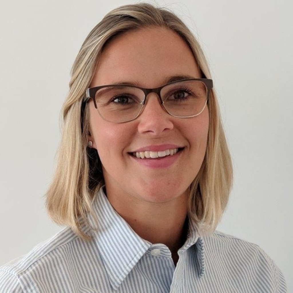 Sabrina Lutz - Risk- and Contractmanagement (Strategischer Einkauf ...