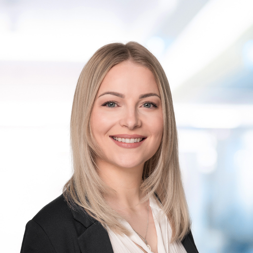 Jessica Betz - Assistenz der Geschäftsleitung - PROJECT Investment ...