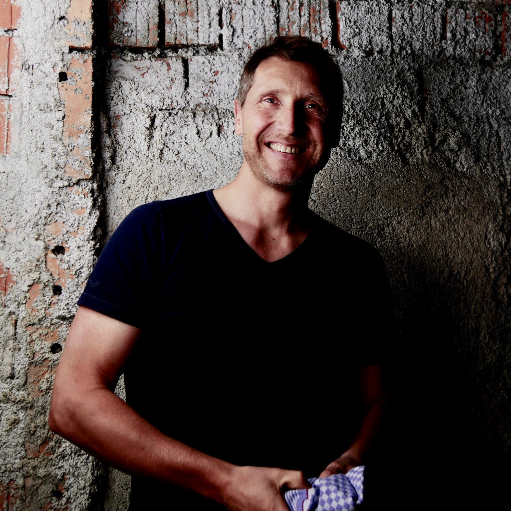 Armin Alexander Auer - Entdecker im Culiversum - Pfannenspiel Schau ...