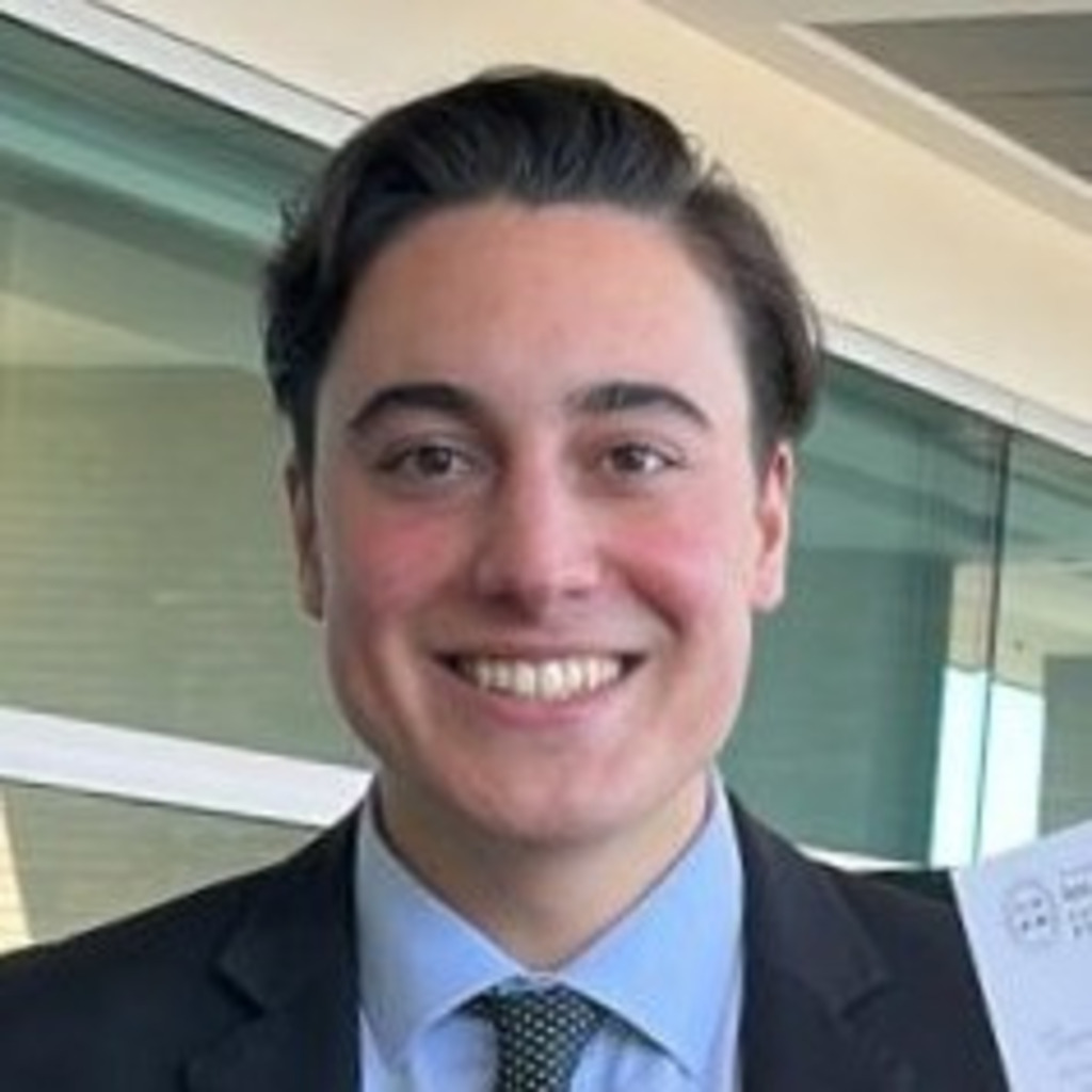 Ignacio Andres Riesco Larenas - Corporate Lawyer - eCapital Servicios ...