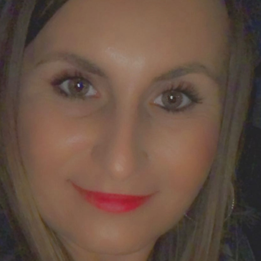 Isabella Adamowicz - Teamassistentin - RGM Facility Management GmbH | XING