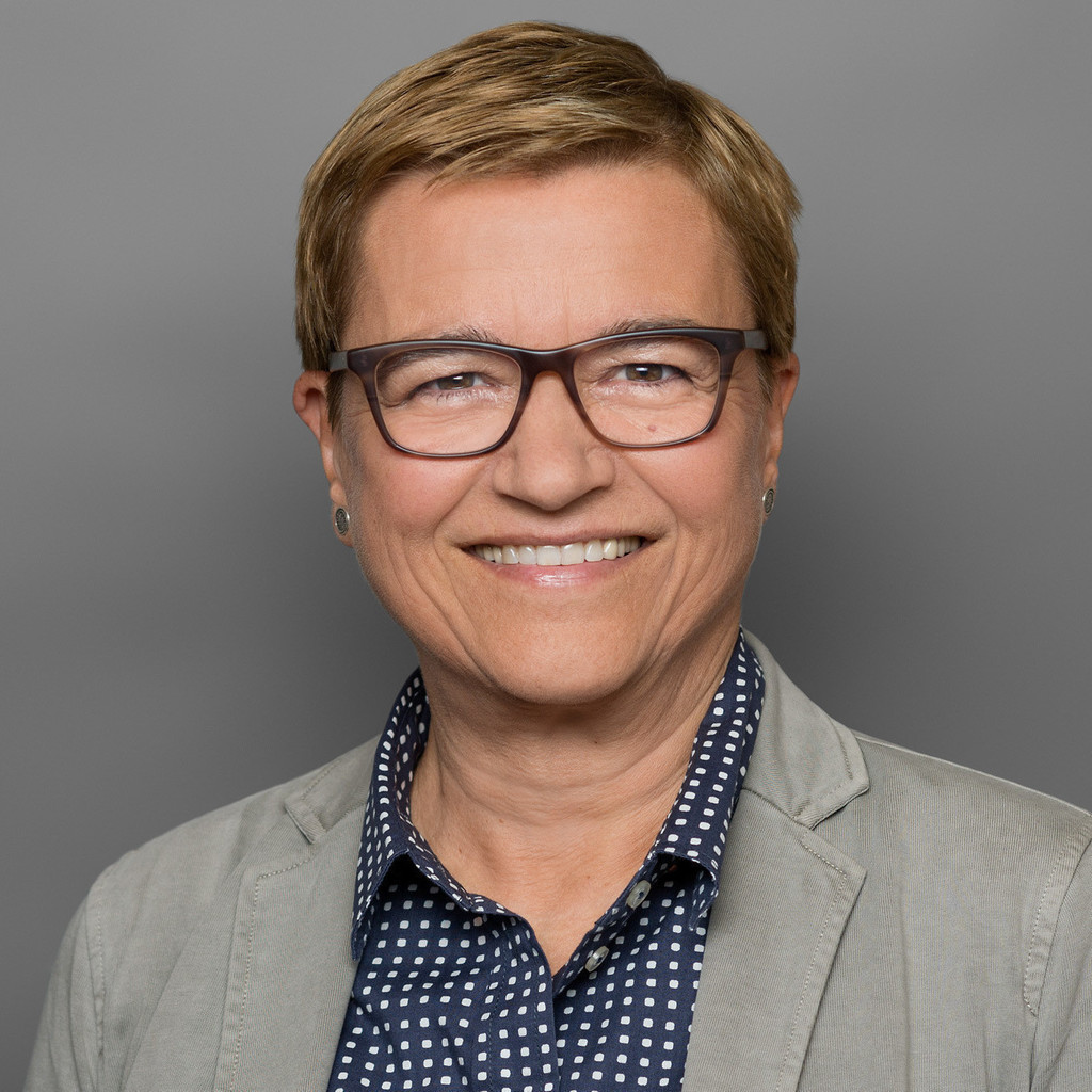 Julia Elsner - Büroleiterin - BVK e.V. | XING