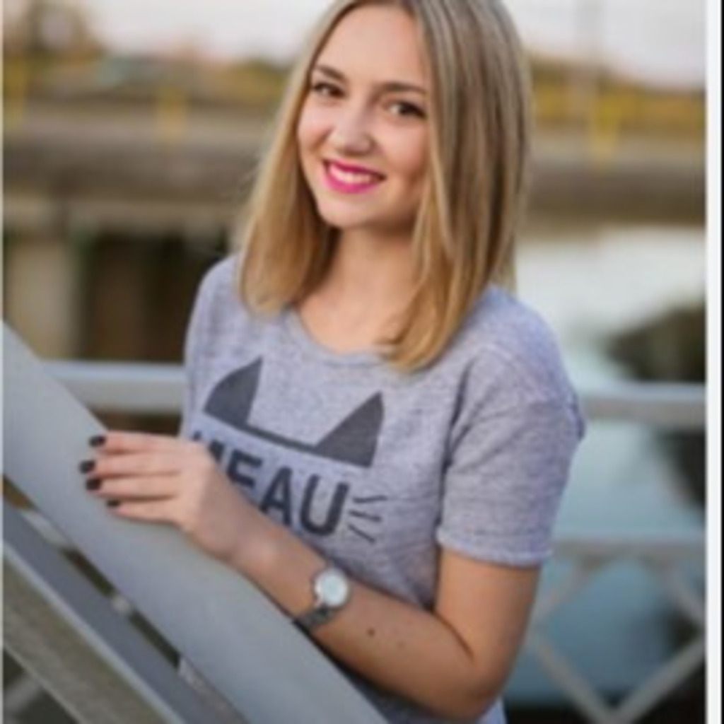 everly leah - BUY 5 STAR GOOGLE REVIEWS - zxcvx | XING