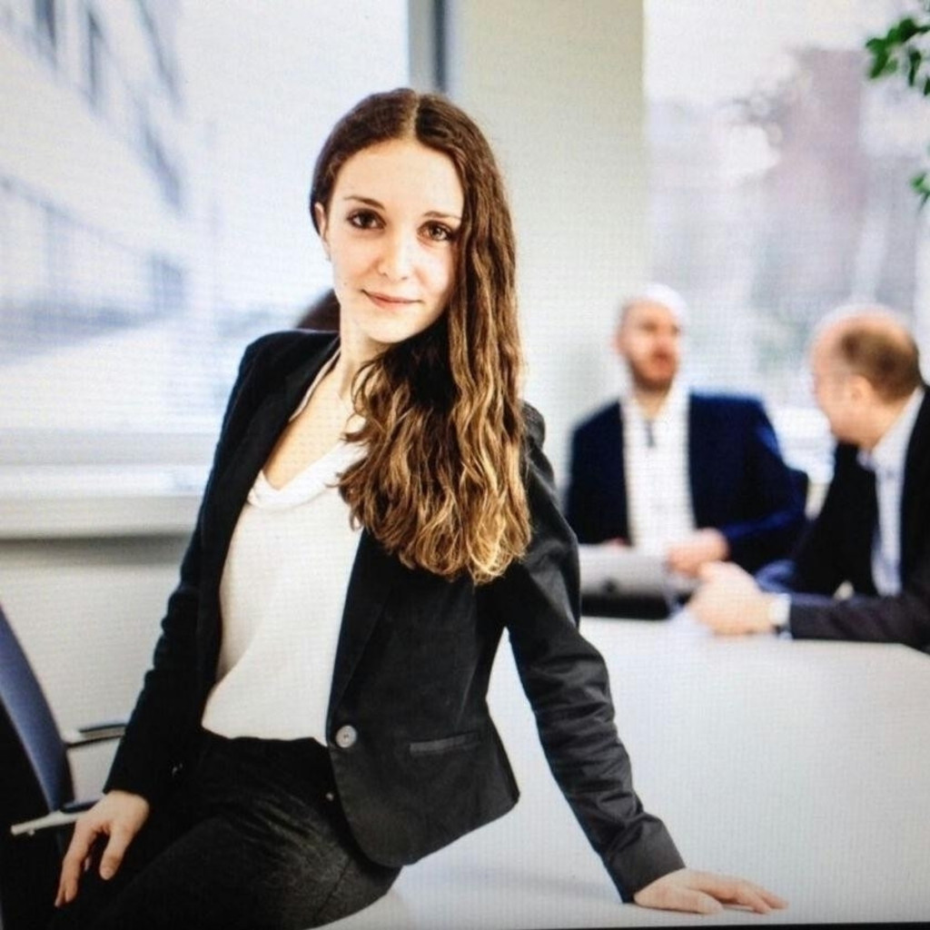 Anna Maria Gragert - Global Risk Lead Human Resources - Deutsche Bank ...