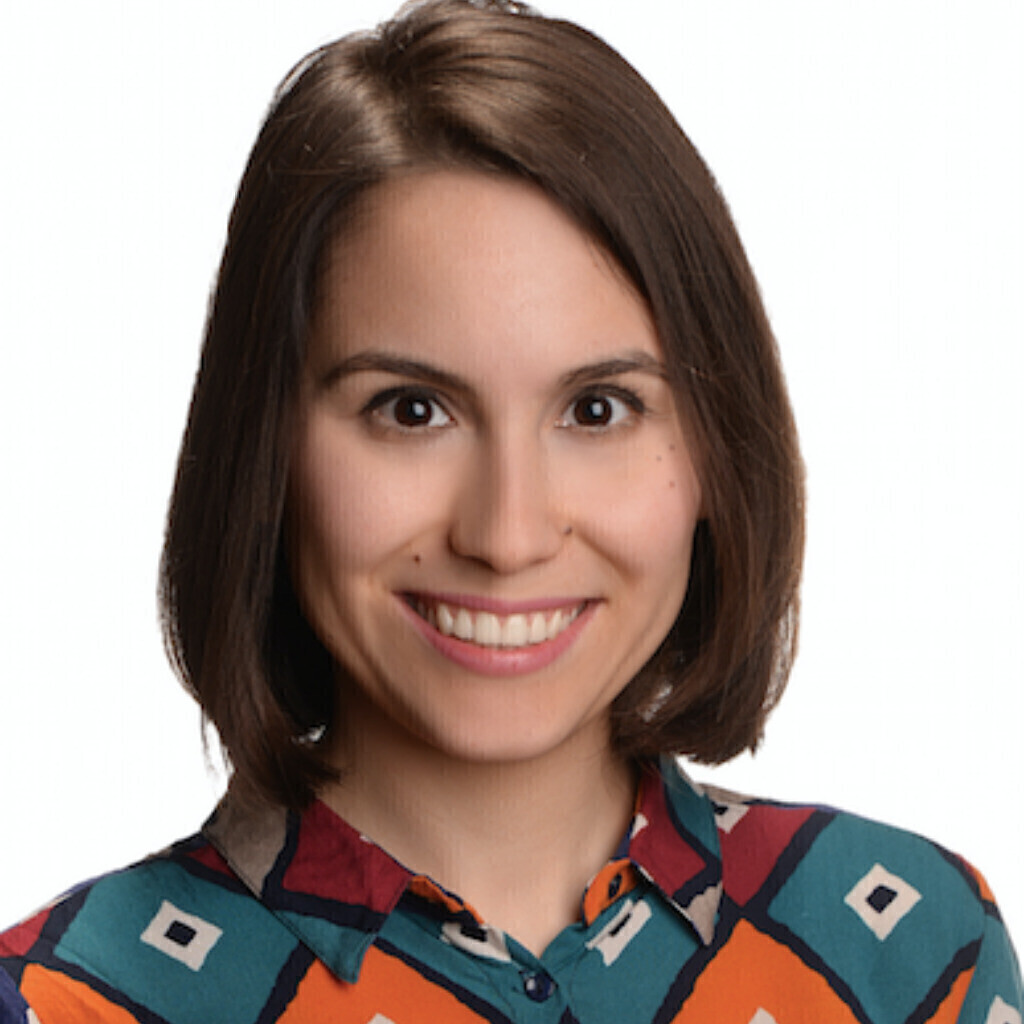 Beyza Cirit - Project Management Werkstudentin - Siemens Financial ...