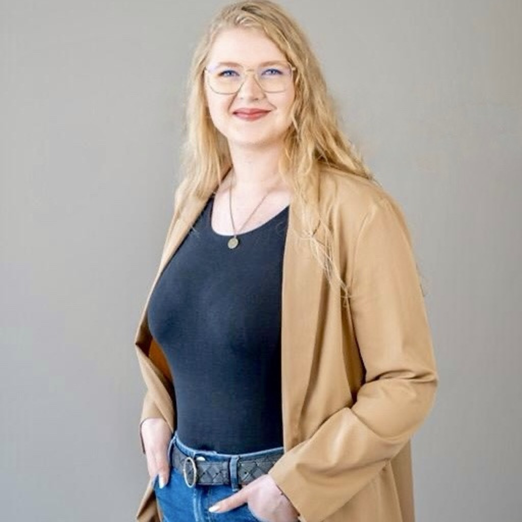 Katrin Isenberg - People & Culture Operations Manager - Clarins GmbH | XING