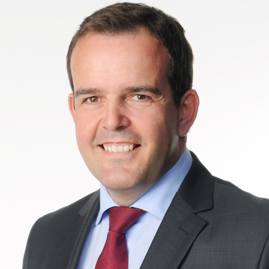 Christian Lacher - Direktor Information Technology - ACREDIA ...