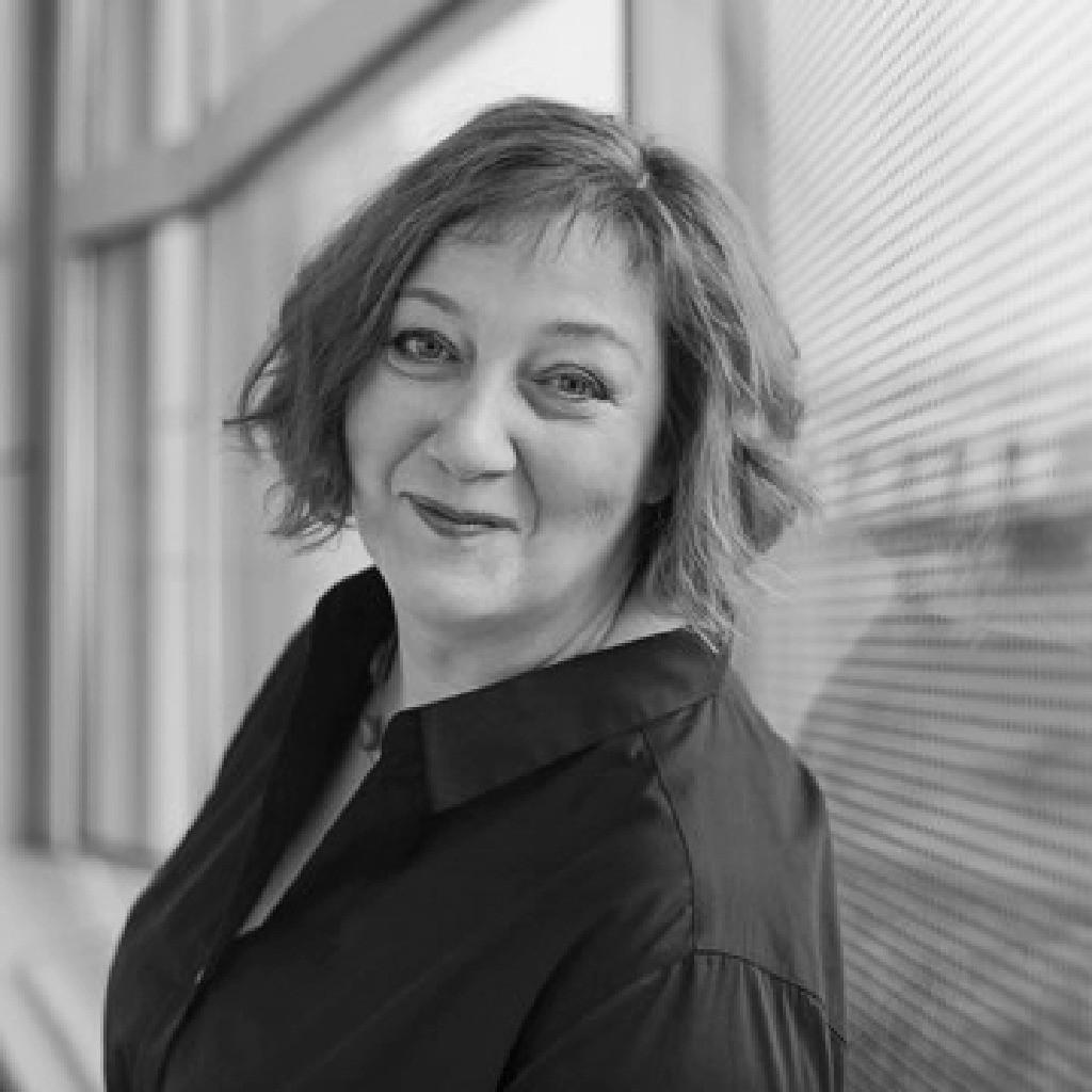 Marion Menken - Fachbetreuerin für den Bereich Privatkunden - Fester ...