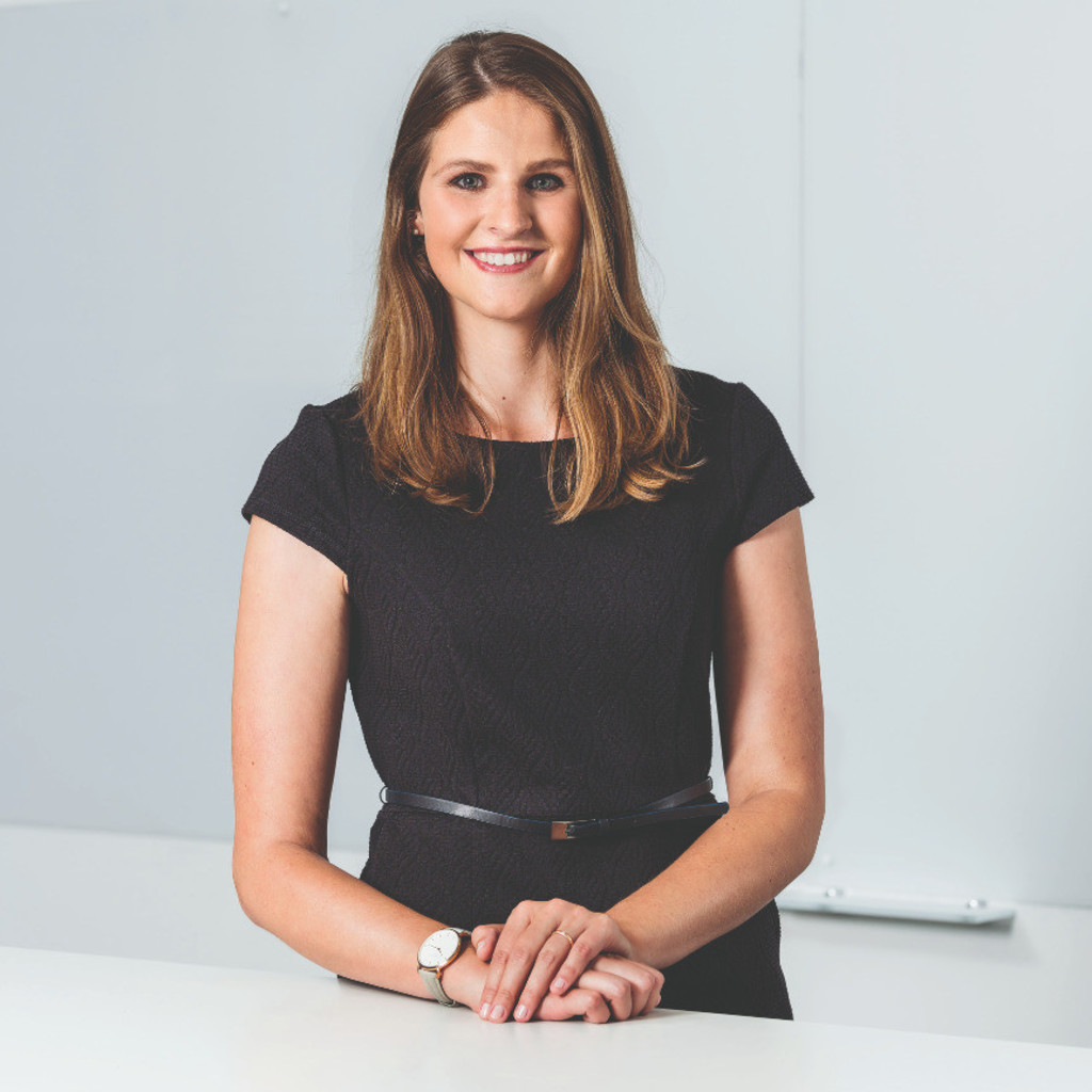 Hannah Mahn - Manager Regensburg Communications - Continental ...