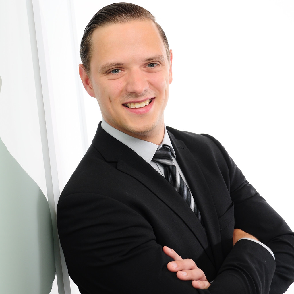 Eric Steglich - Section Manager - Leiter Medical Service ...