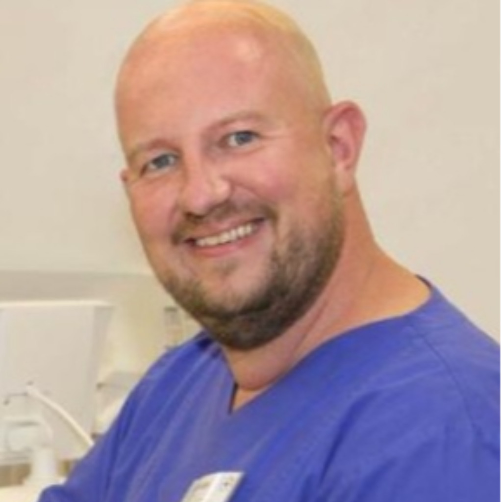 Mike Bartels - Fachweiterbildung zur Leitung einer Station - Ategris ...