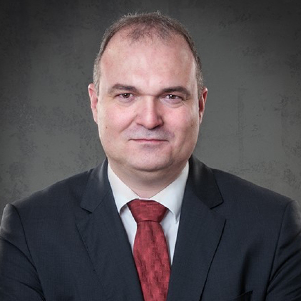 Stefan Greiner - Consenzum Managementberatung - Unternehmensstrategie ...