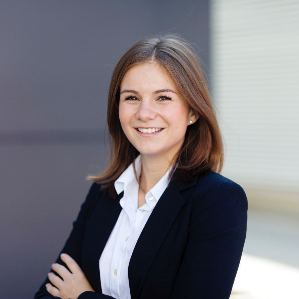 Lisa Burow - Senior Consultant - b.telligent | XING