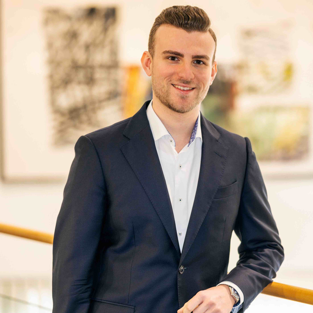 Lucas Haas - Head of Sales Industry Europe - KERN LIEBERS Schwabmünchen ...