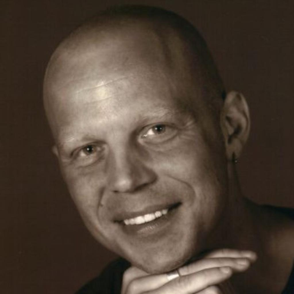 Jens Rohrbach: Office-Assistent | XING