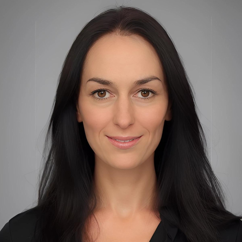 Julia Henderson's Instagram, Twitter & Facebook on IDCrawl