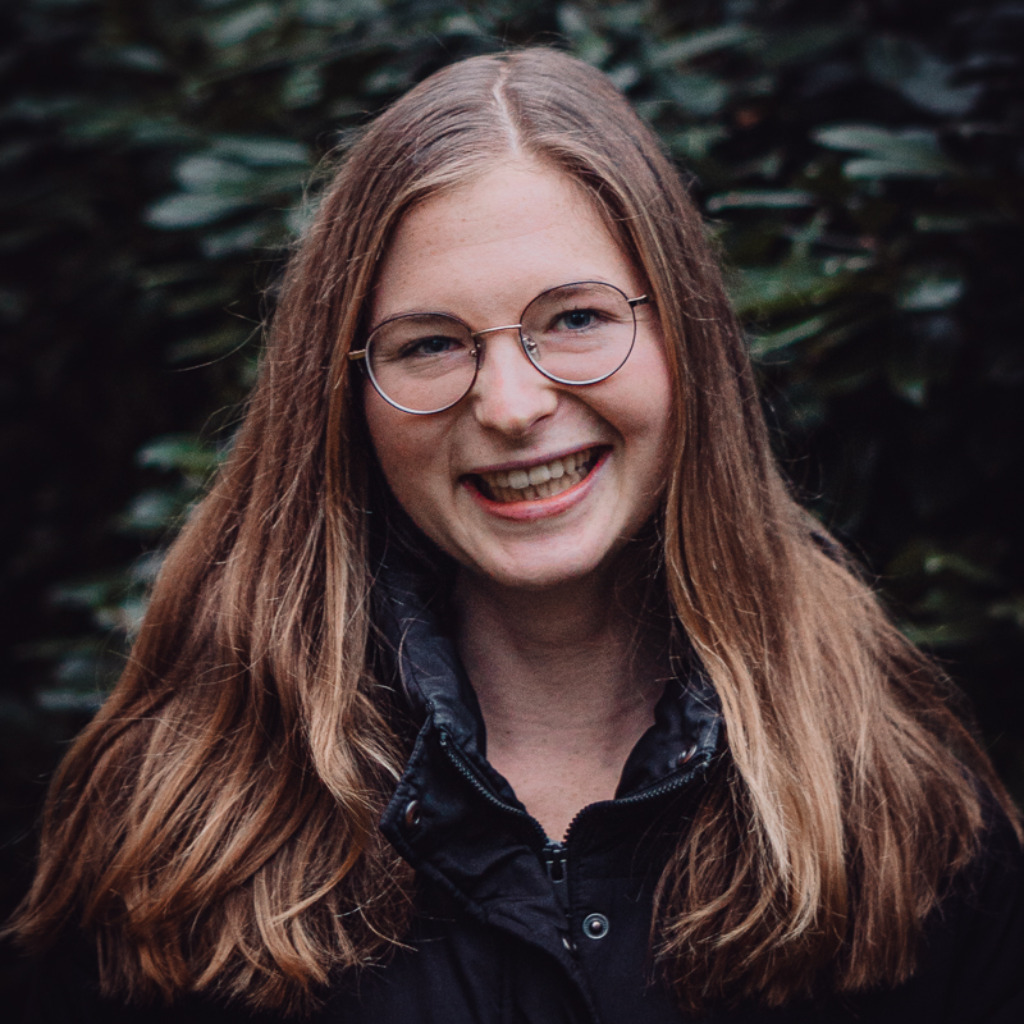 Alina Riefler: Ausbildung und Berufserfahrung | XING