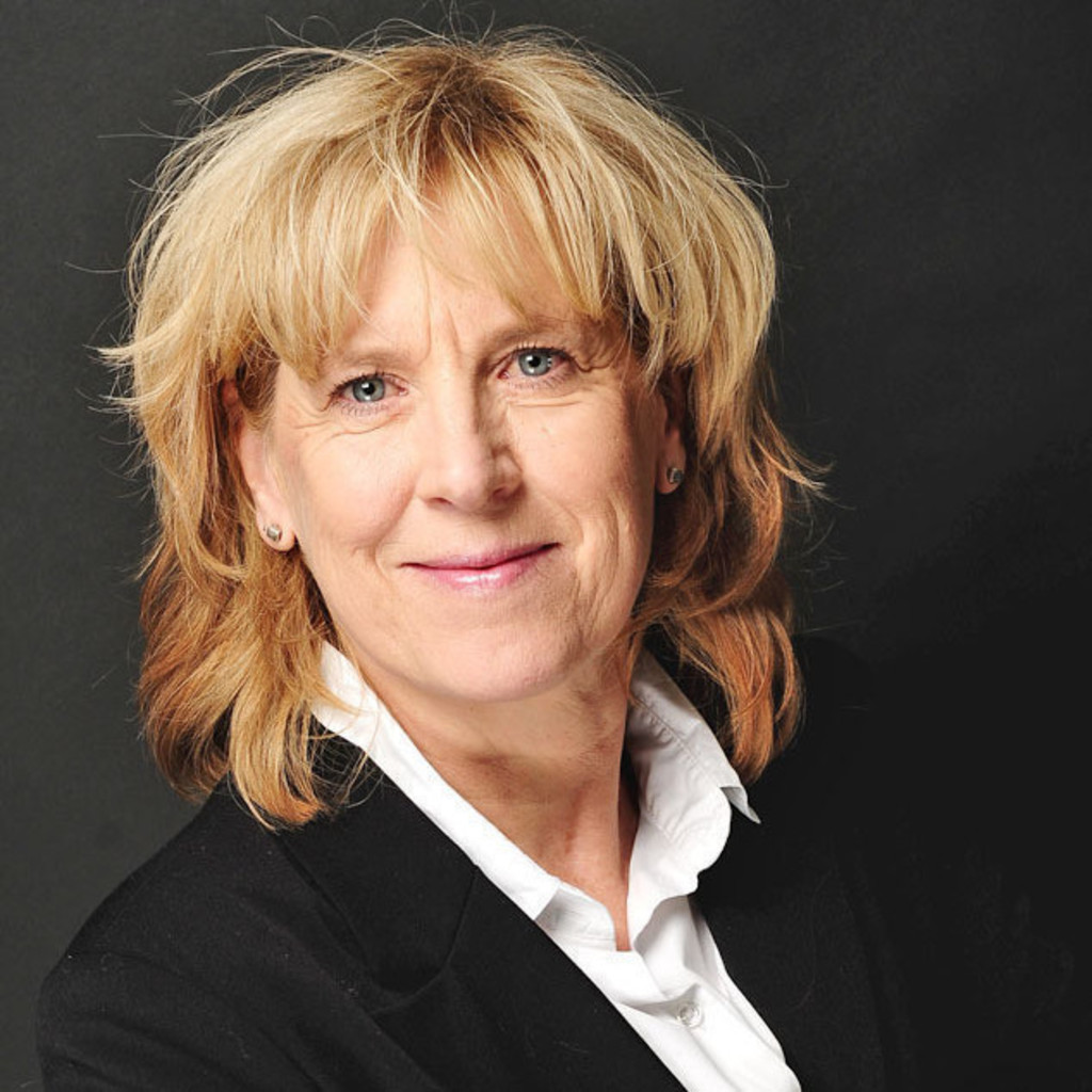 Eva-Maria Ellmerich - Geschäftsführerin - DTP AKADEMIE RheinMain GmbH ...