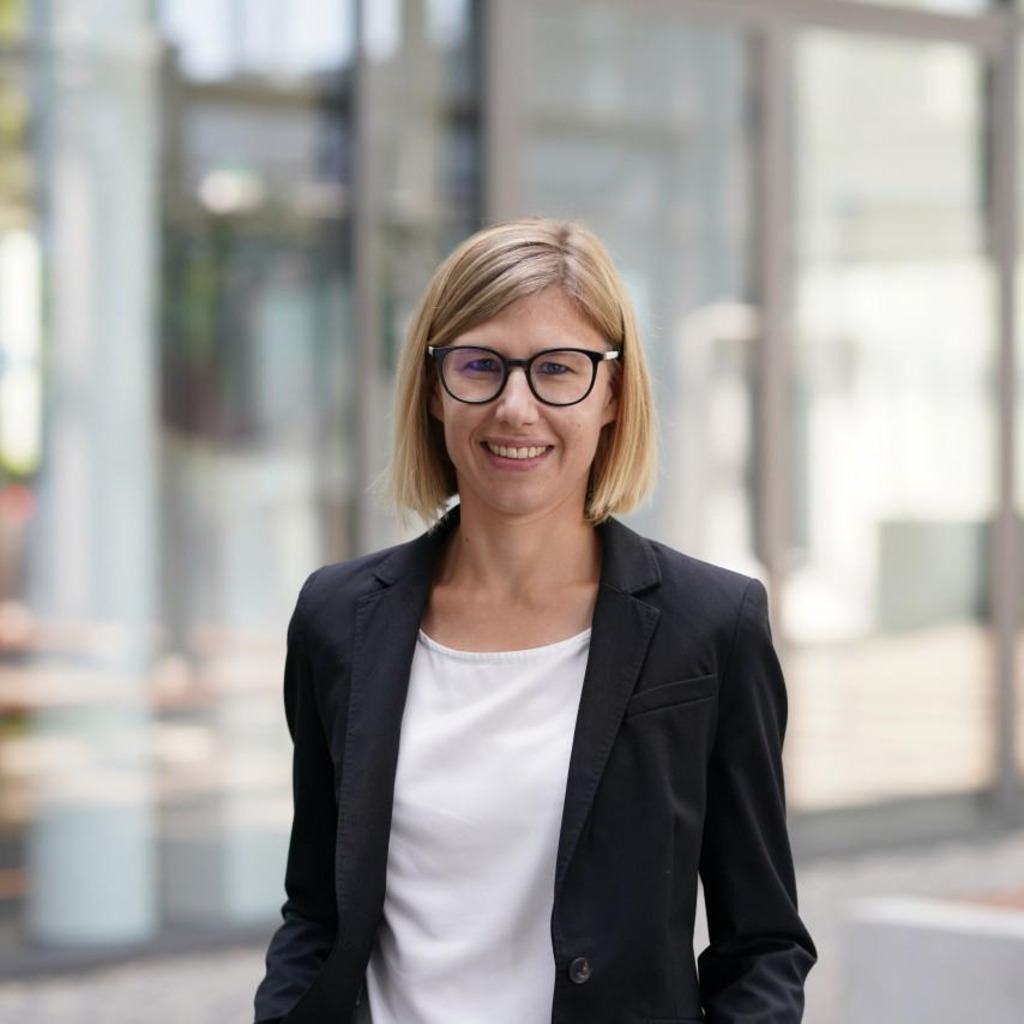 Sarah Baumann - Communication Specialist - Hydro Building Systems ...