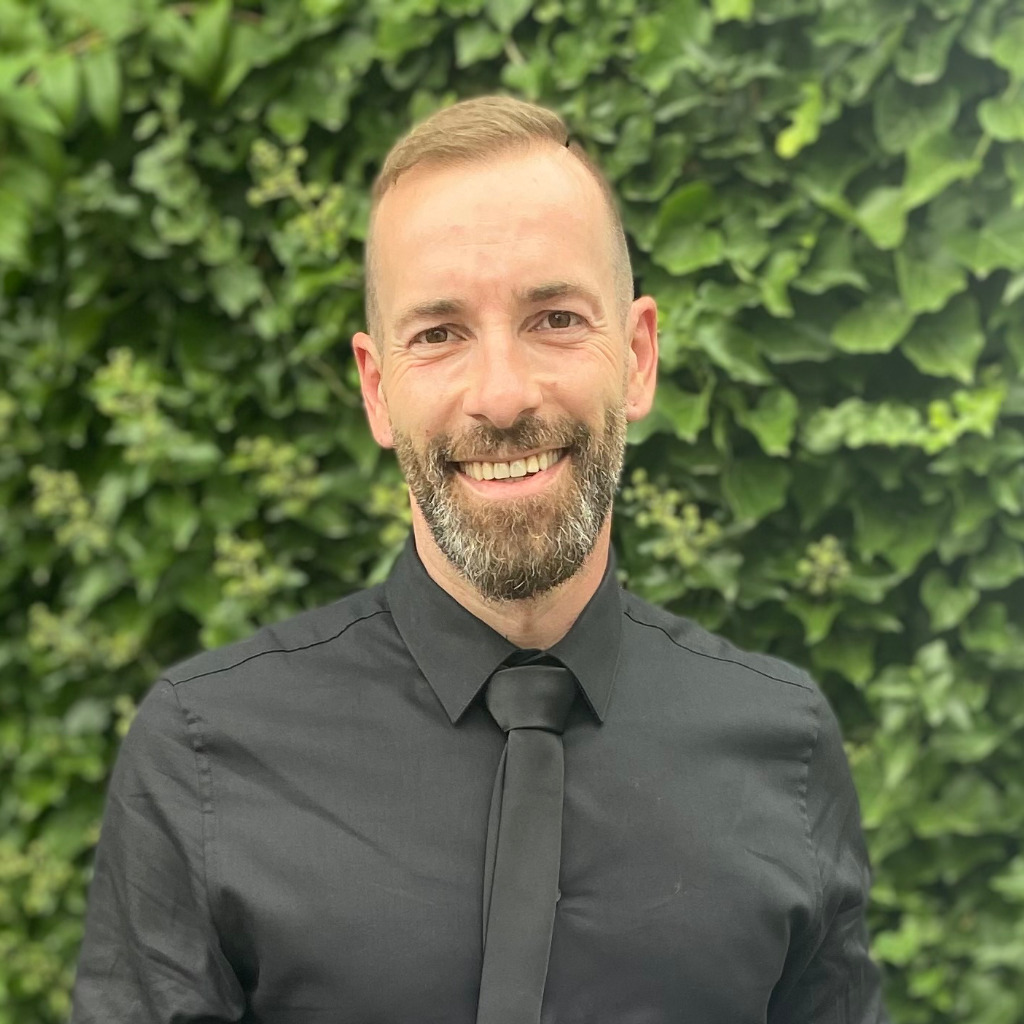 Dominique Hackel - Kundendienstberater - Auto Hollmann & Sohn GmbH | XING