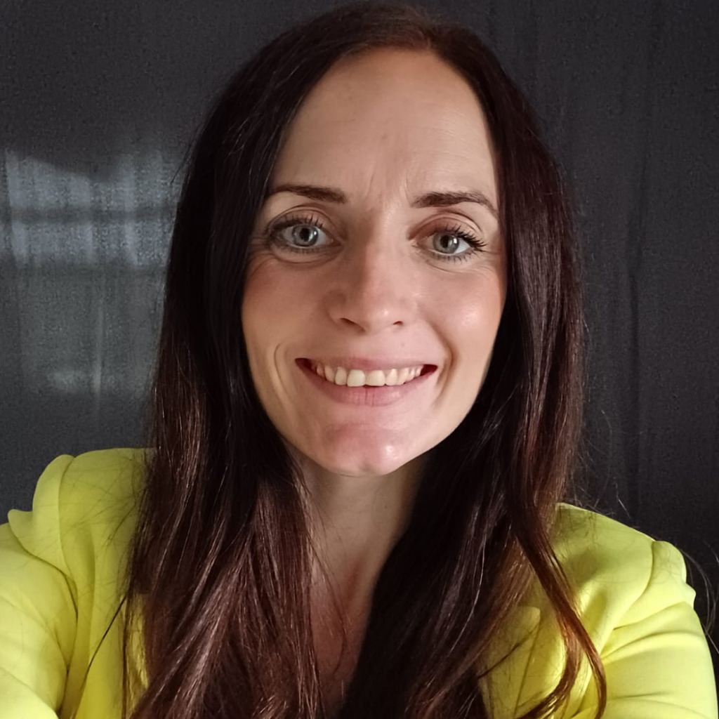 Carolin Bayer - Schulcoach - Bildungsträger Meiningen e.V. | XING