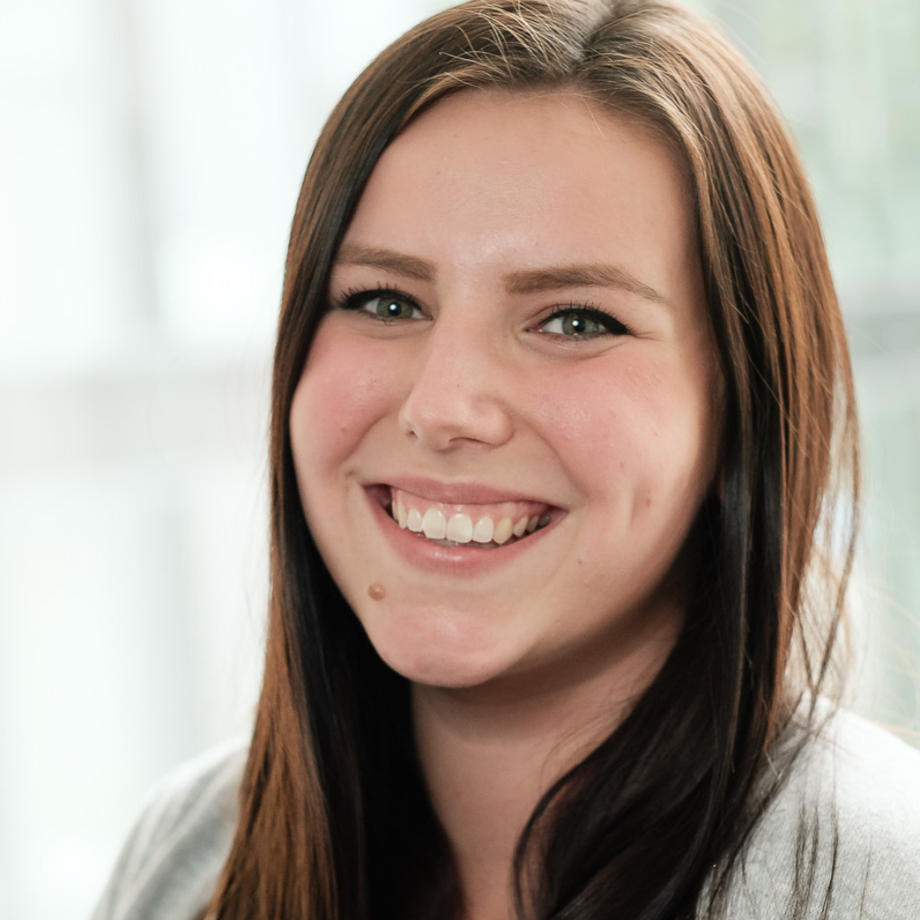 Julia Wissler - Senior Recruiting Specialist - Digital Technology ...