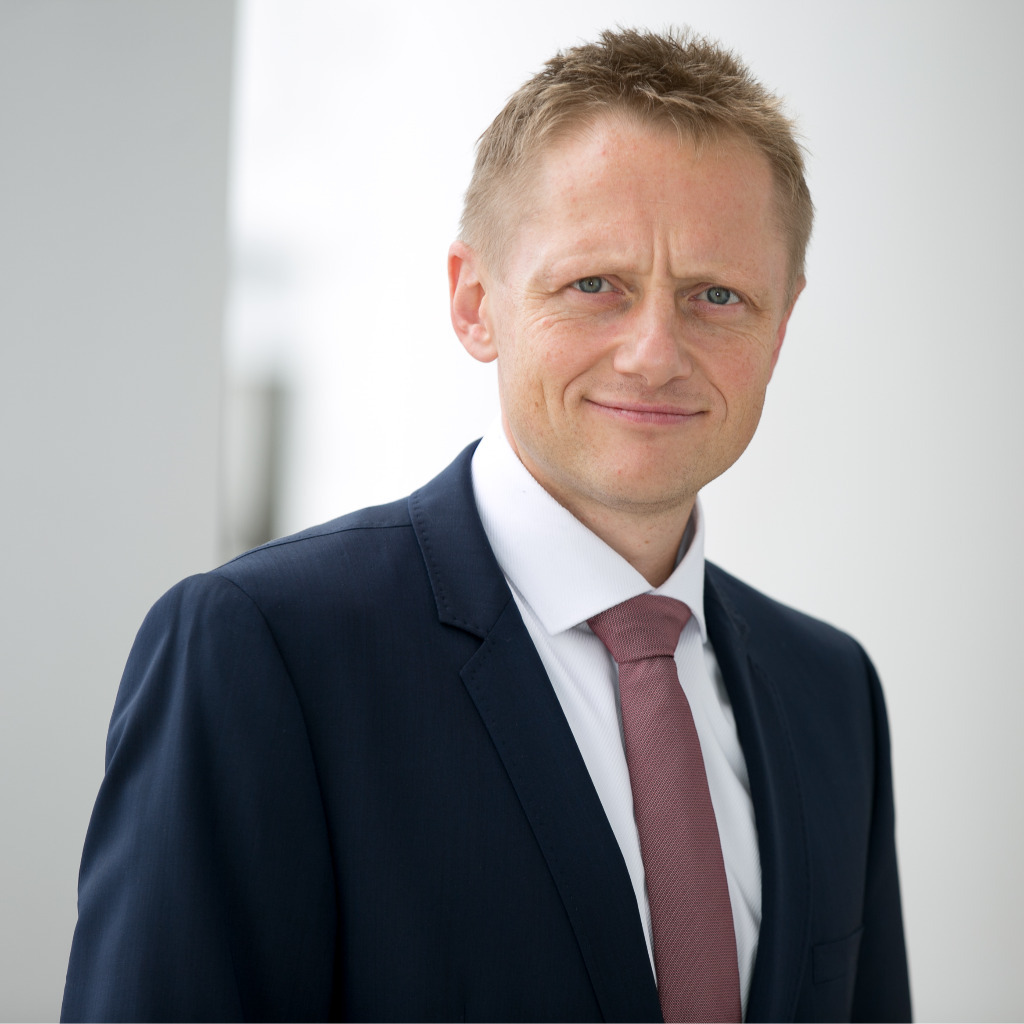 Dr. Rene Naumann - Bereichsleiter Projektentwicklung Ost - Adler Group ...