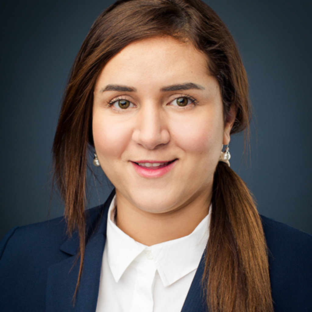 Noha Ahmed - Betriebswirtschaftslehre, Fakultät für Handel “Englisch ...