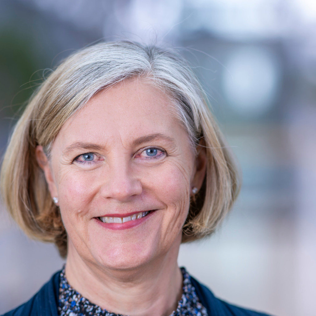 Kerstin Rau - Referentin Compliance, Syndikusanwältin - Flughafen ...